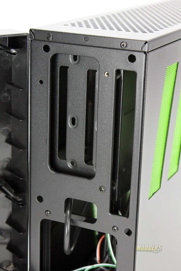 AzzA Z Mini-ITX Gaming Case Review - Page 3 Of 5 - Modders Inc