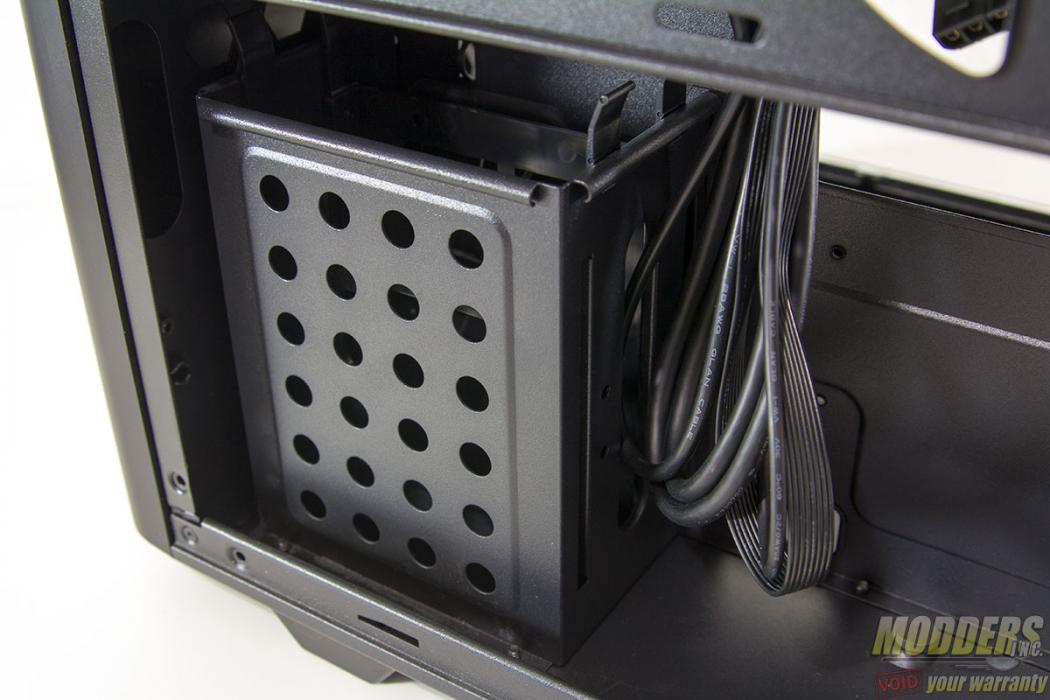 Raidmax Hyperion Case Review: Different But Familiar - Page 3 Of 4 ...