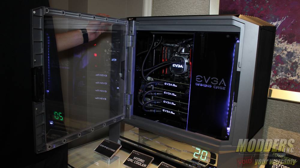 EVGA @ CES 2016: Gaming Case, Quick-disconnect Expandable AIO, High-End ...