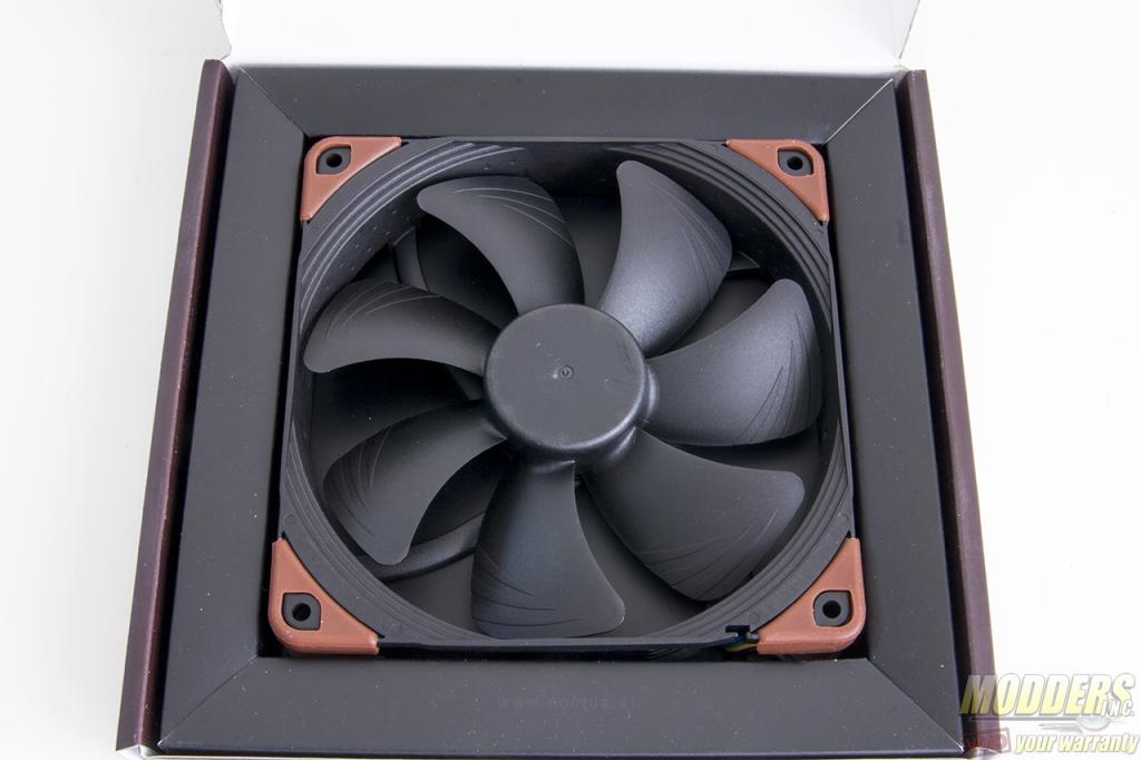 Noctua Industrial PPC Fans Revisited: 24V Models and Chromax Colour ...