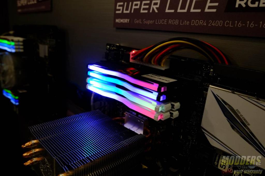 GeIL Shows Off Entire Line Of Ryzen Ready DDR4 Memory @ Computex 2017 ...