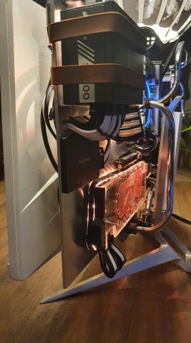 QuakeCon At Home PC Case Mods - Page 2 Of 3 - Modders Inc