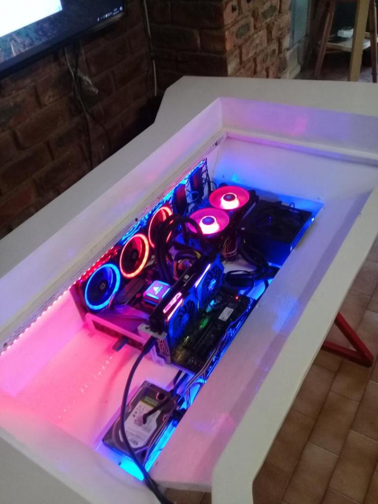 QuakeCon At Home PC Case Mods | Page 2 Of 3 | Modders-Inc