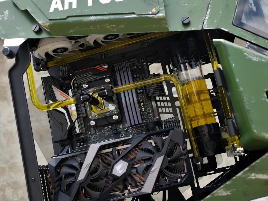 Thermaltake AH T600 Case Mod Apache - Case Mod Monday - Modders Inc